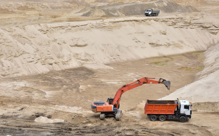Frac Sand Truck Loading Process | Pontotoc Sand & Stone