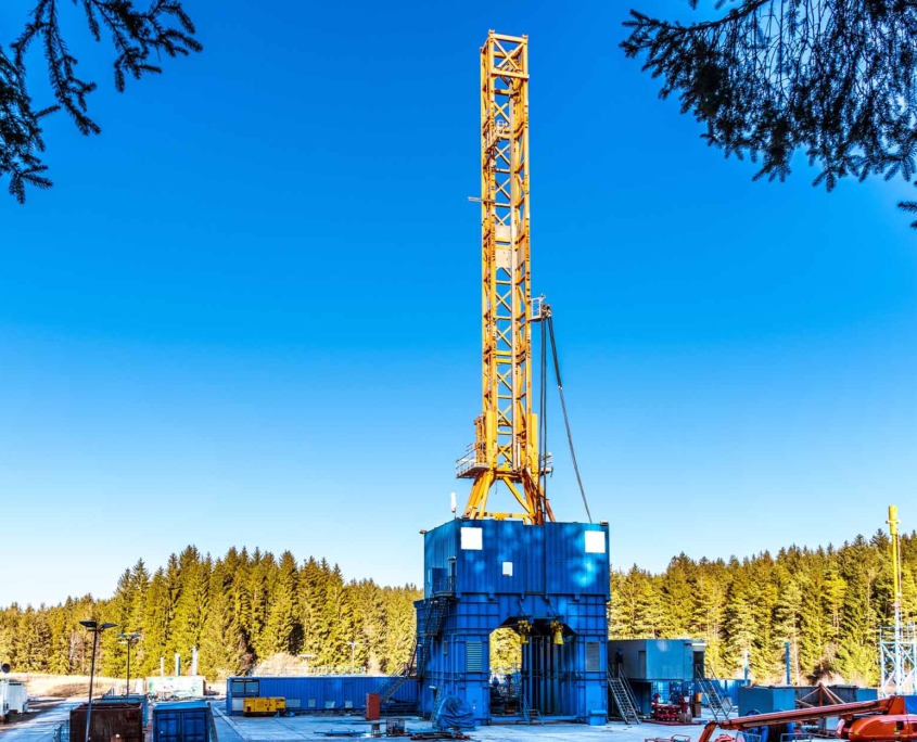 Frac Sand Hauling with Trucks | Pontotoc Sand & Stone